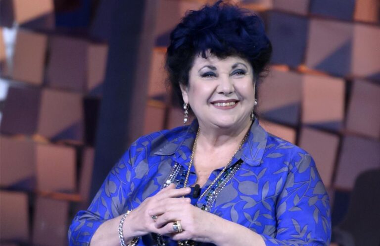 Marisa Laurito, 70 anni di arte e napoletanità - Radio 104